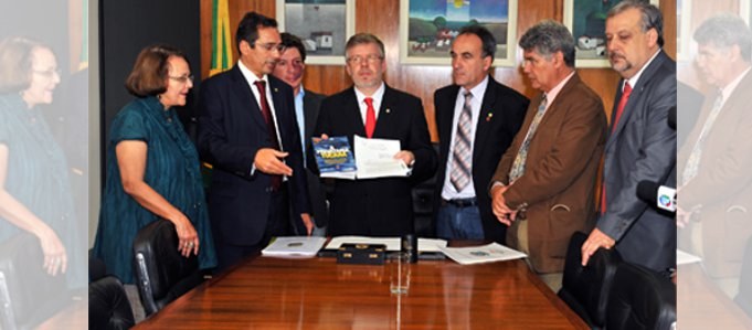 Protógenes jogou a bomba do Riocentro no colo do Governo — Conversa Afiada